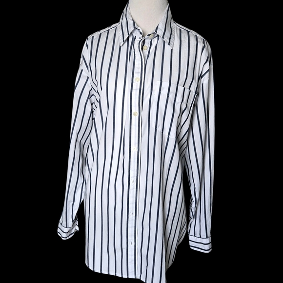 GAP Factory | Tops | Nwt L The Big Shirt Still From Gap Factory White ...